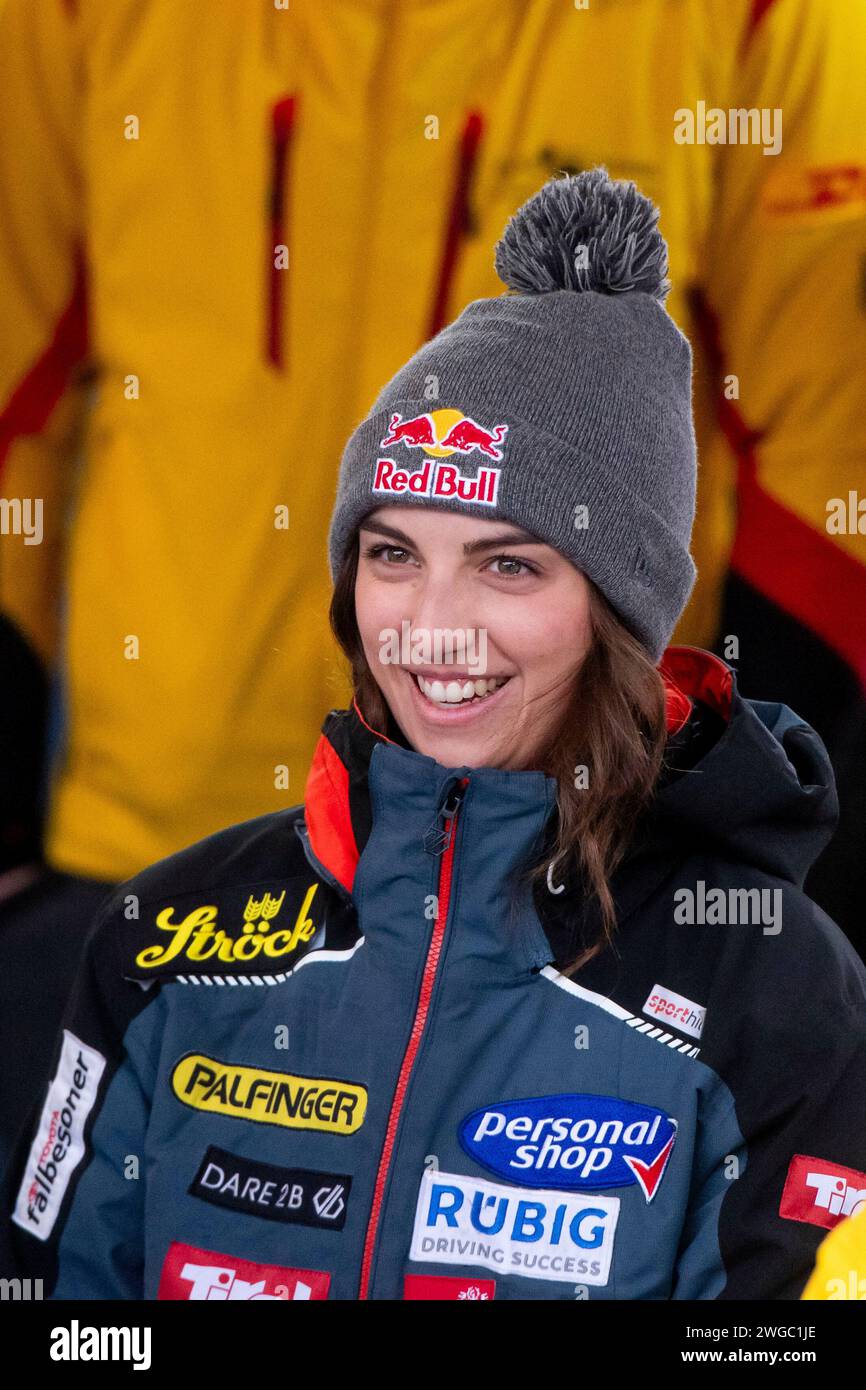 Kufensport hi-res stock photography and images - Alamy