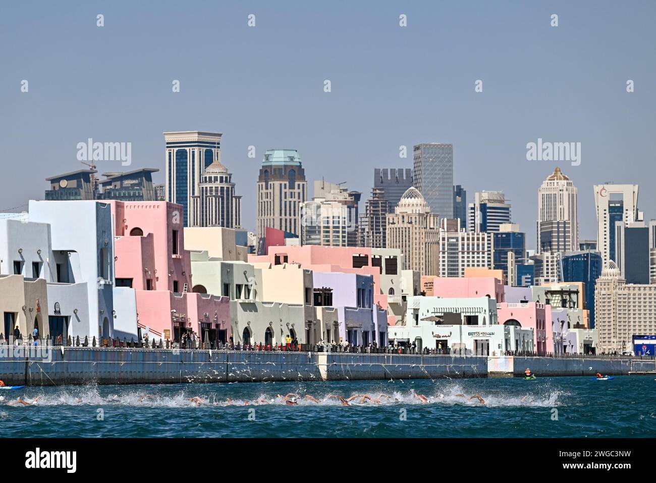 Doha, Qatar. 04th Feb, 2024. Athletes compete in the open water 10km ...