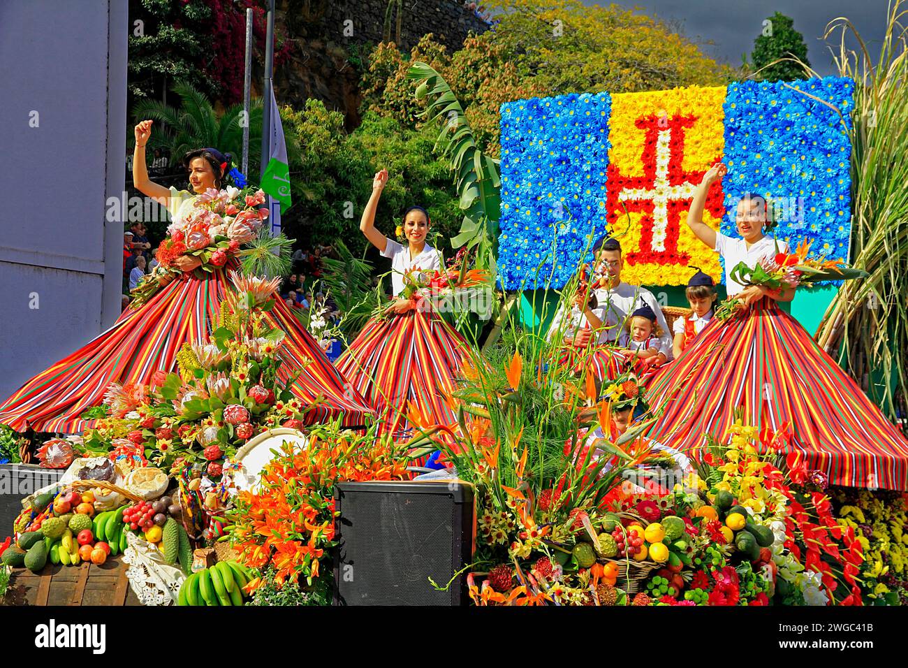 Flower float, Flower decoration, People, Flower festival, Funchal ...