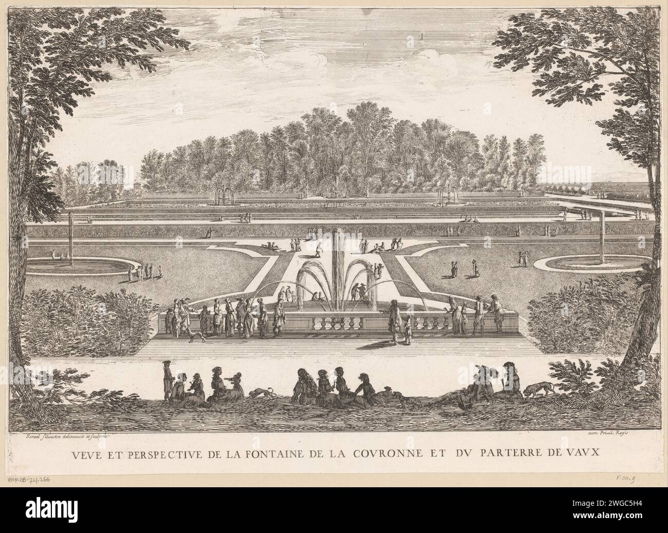 Form of a crown hi-res stock photography and images - Alamy