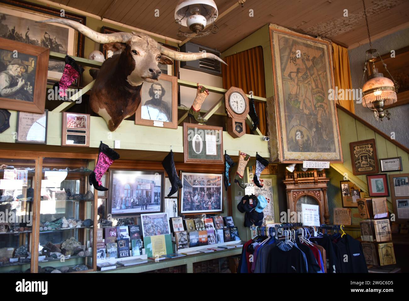 Tombstone az bird cage theater hi-res stock photography and images - Alamy