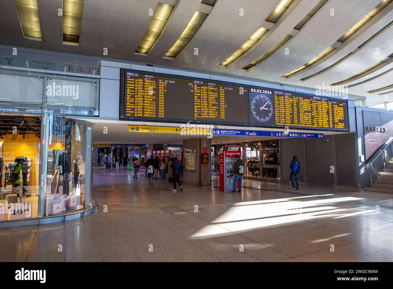 Der Bahnhof Roma Termini ist der Hauptbahnhof in Rom. Es handelt sich ...