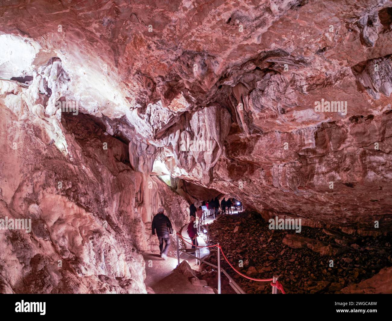 Las Güixas Cave, Villanúa, Pyrenees, Huesca, Aragon, Spain. Cave that ...