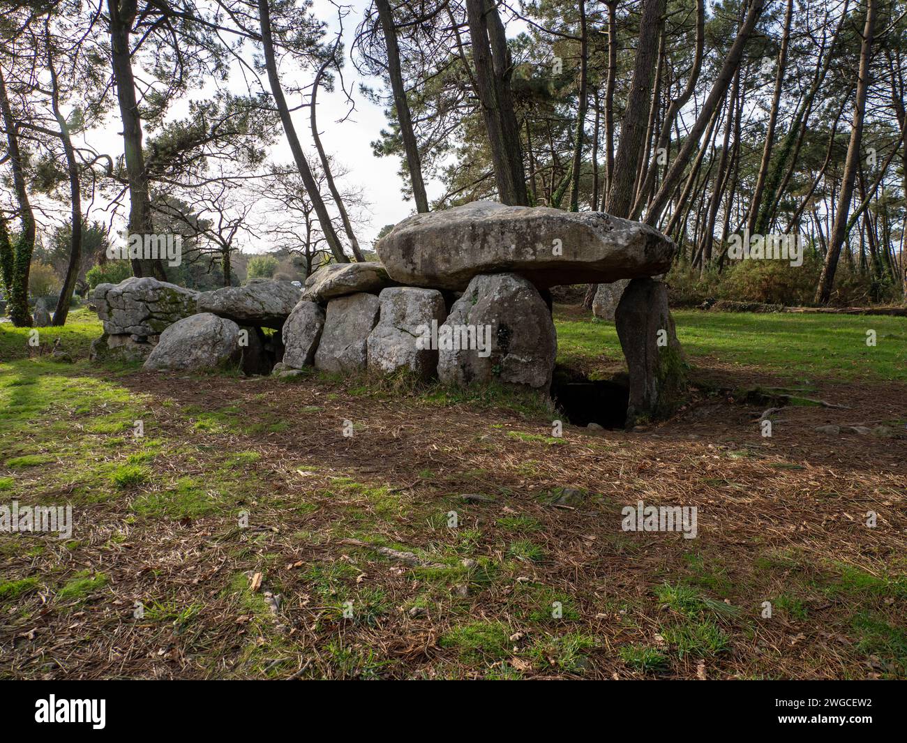 Dolmen de Mané-Kerioned near Carnac, Brittany, France Stock Photo - Alamy