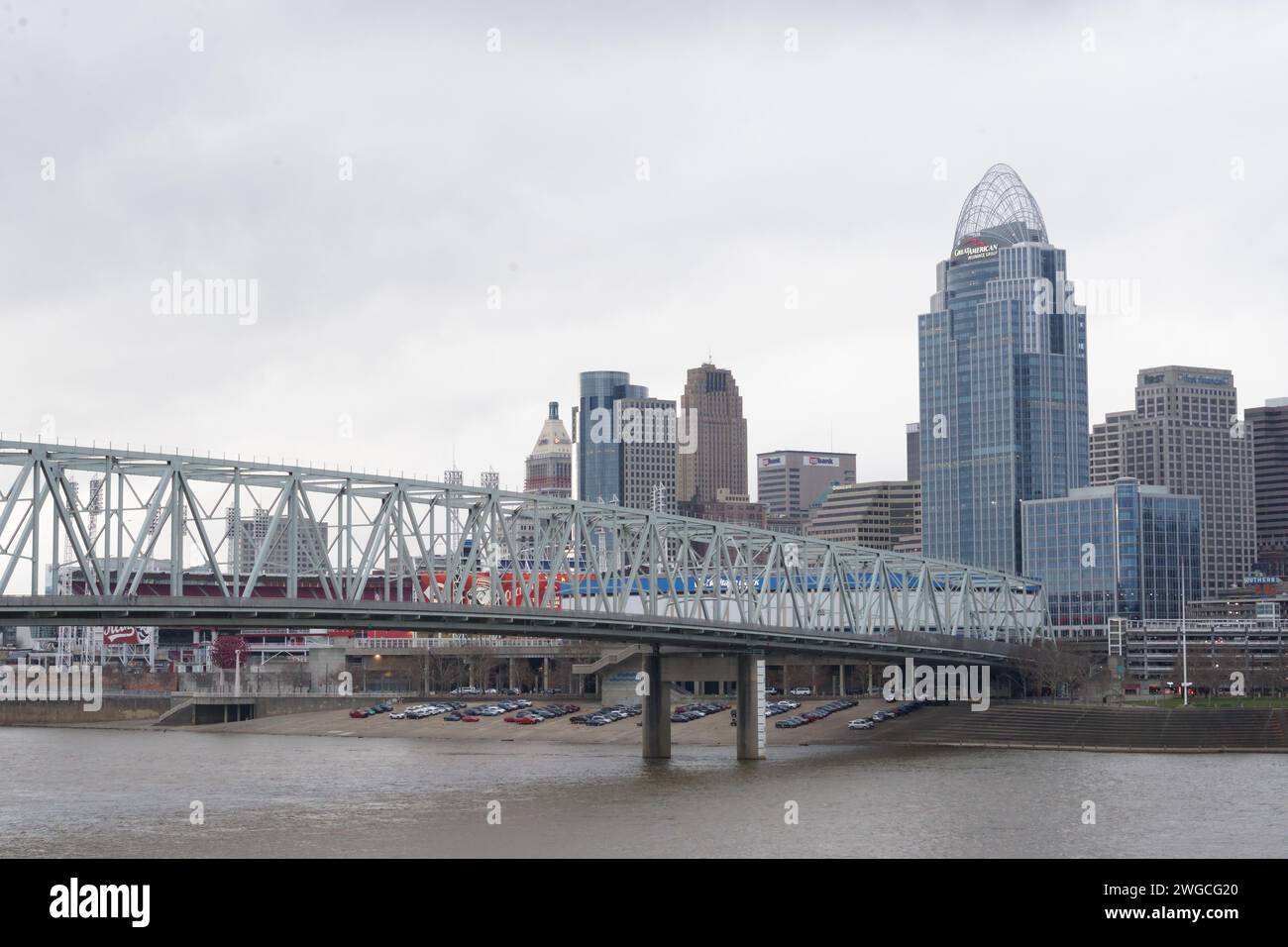 A bridge linking multiple buildings to a rivevr Stock Photo - Alamy