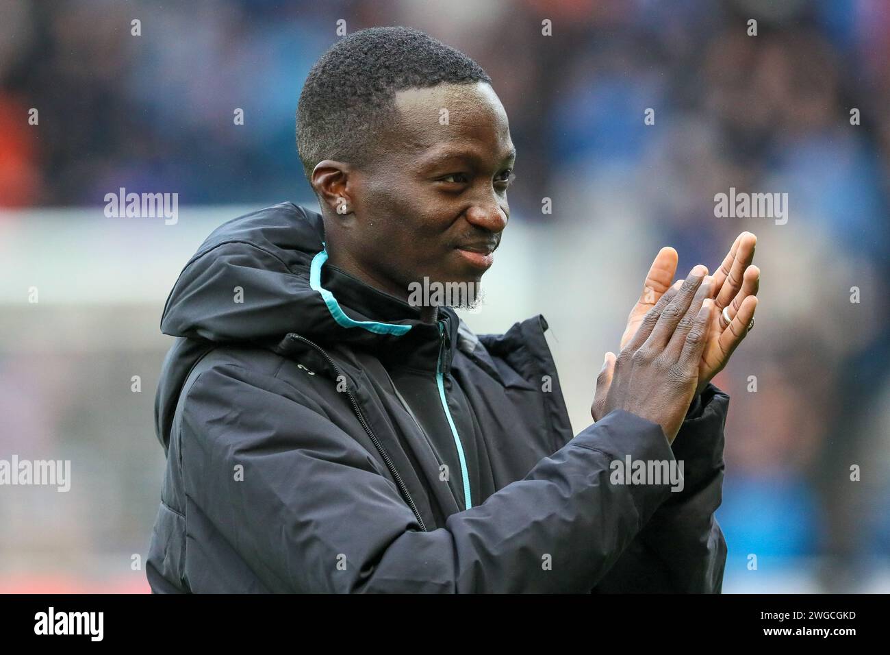 Outside ibrox park stadium hi-res stock photography and images - Alamy