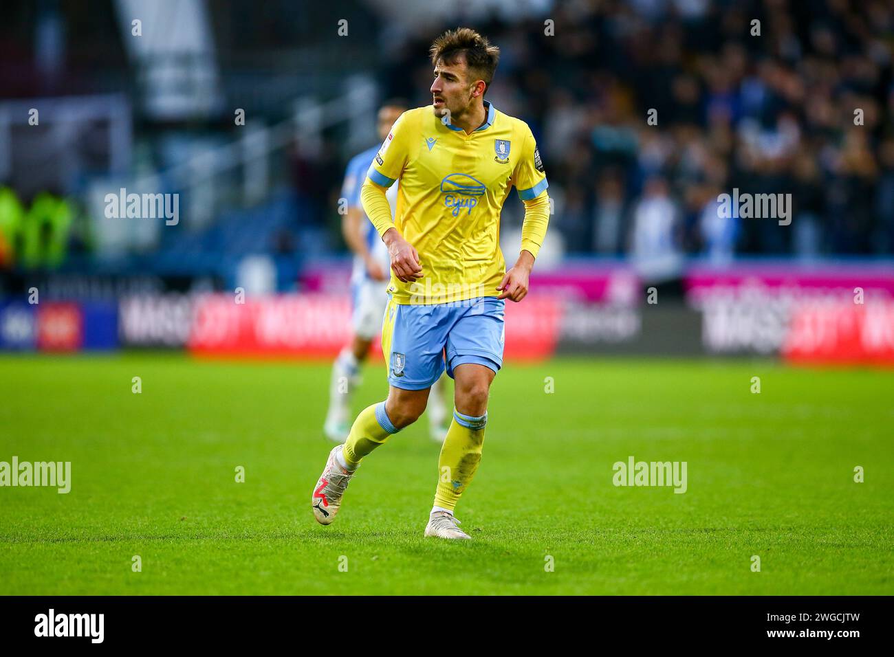 John Smith's Stadium, Huddersfield, England - 3rd February 2024 Pol ...