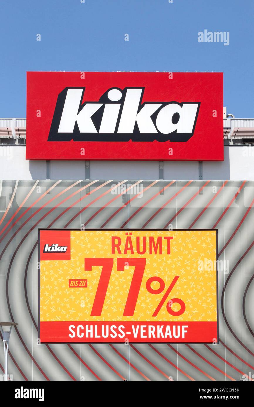 Kika building hi-res stock photography and images - Alamy