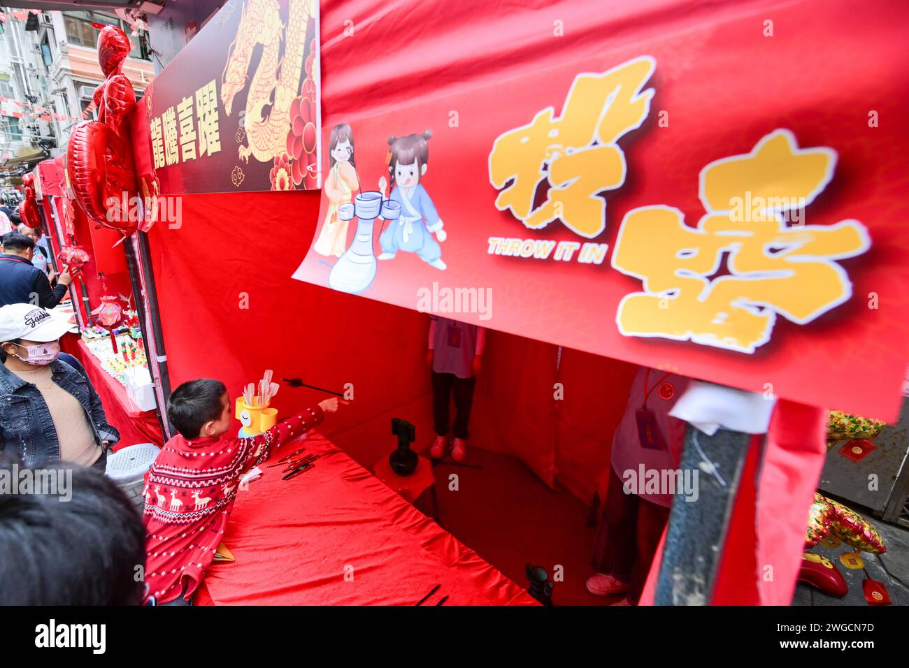 Hong Kong, Chinese New Year at the Temple Street in south China's Hong ...