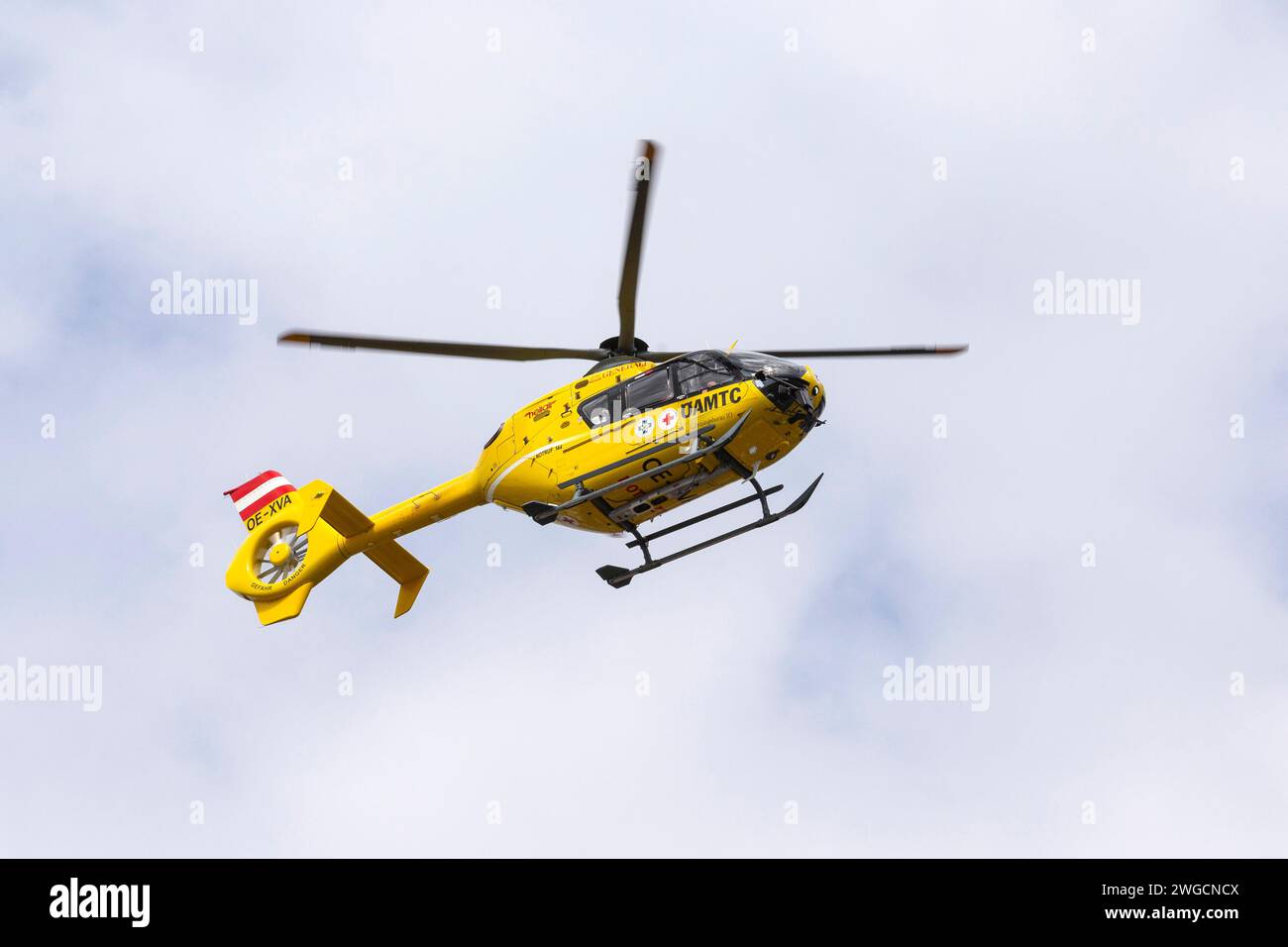 Oamtc rescue helicopter hi-res stock photography and images - Alamy