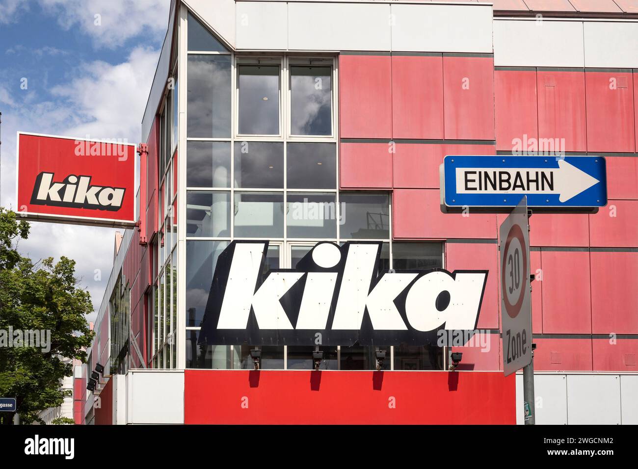 Kika, Wien Ottakring Stock Photo - Alamy