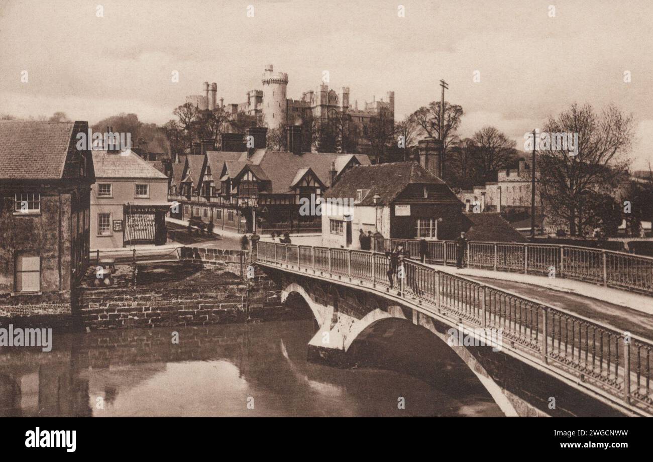 Arundel Bridge and Castle1913 Stock Photo - Alamy