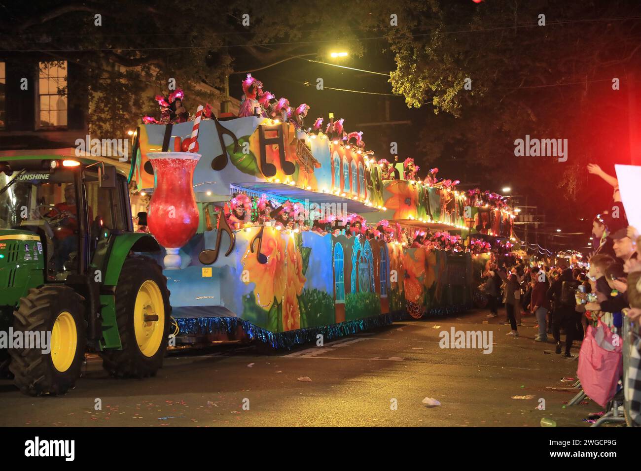New Orleans, USA. 2nd Feb, 2024. People watch a float parade during the ...