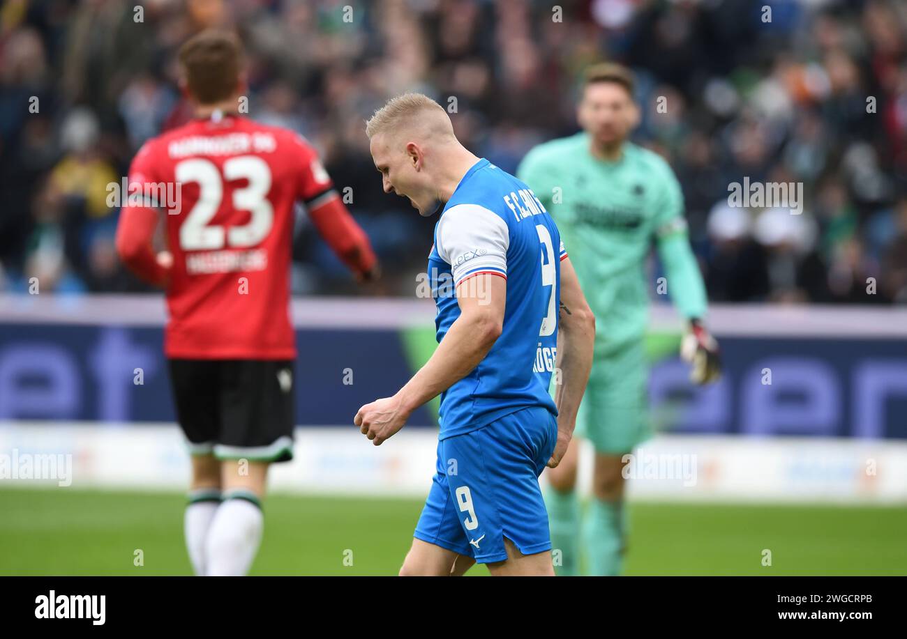 04 February 2024, Lower Saxony, Hanover: Soccer: Bundesliga 2, Hannover ...