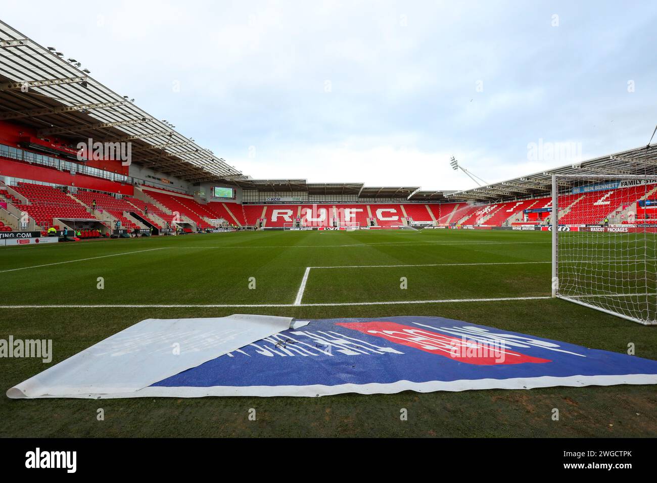 AESSEAL New York Stadium, Rotherham, England - 3rd February 2024 A ...