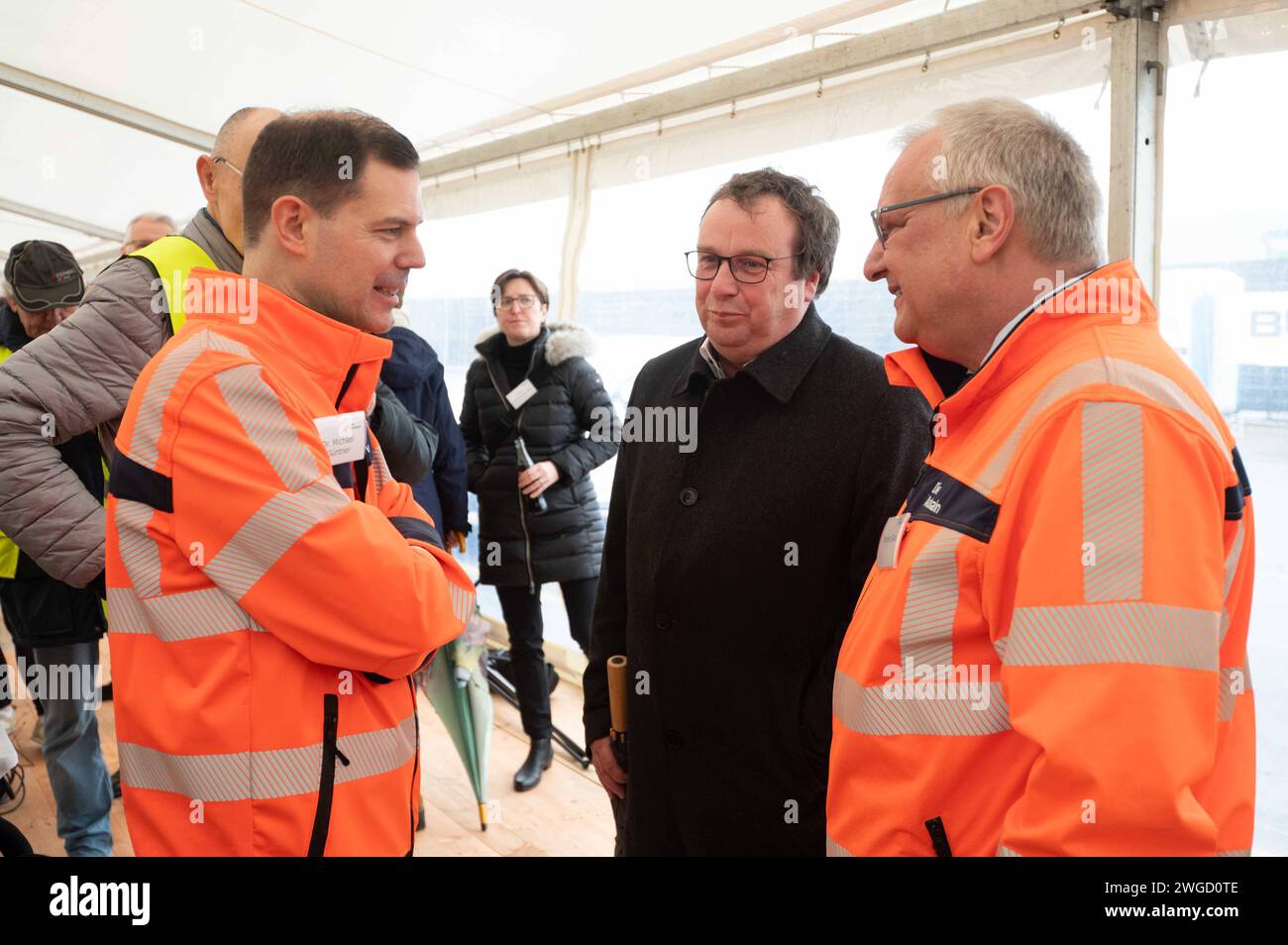 v.l. Dr. Michael Guentner, Vorsitzender der Geschaeftsfuehrung der ...