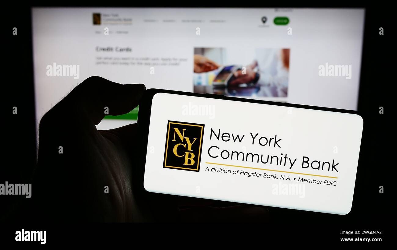 Nycb logo hi-res stock photography and images - Alamy