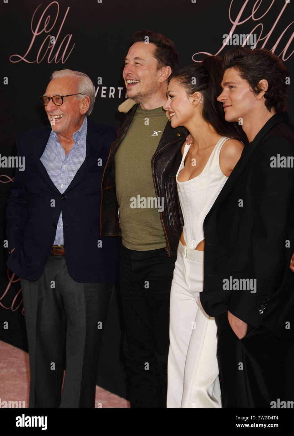 LOS ANGELES, CALIFORNIA - FEBRUARY 03: (L-R) Nelson Peltz, Elon Musk ...