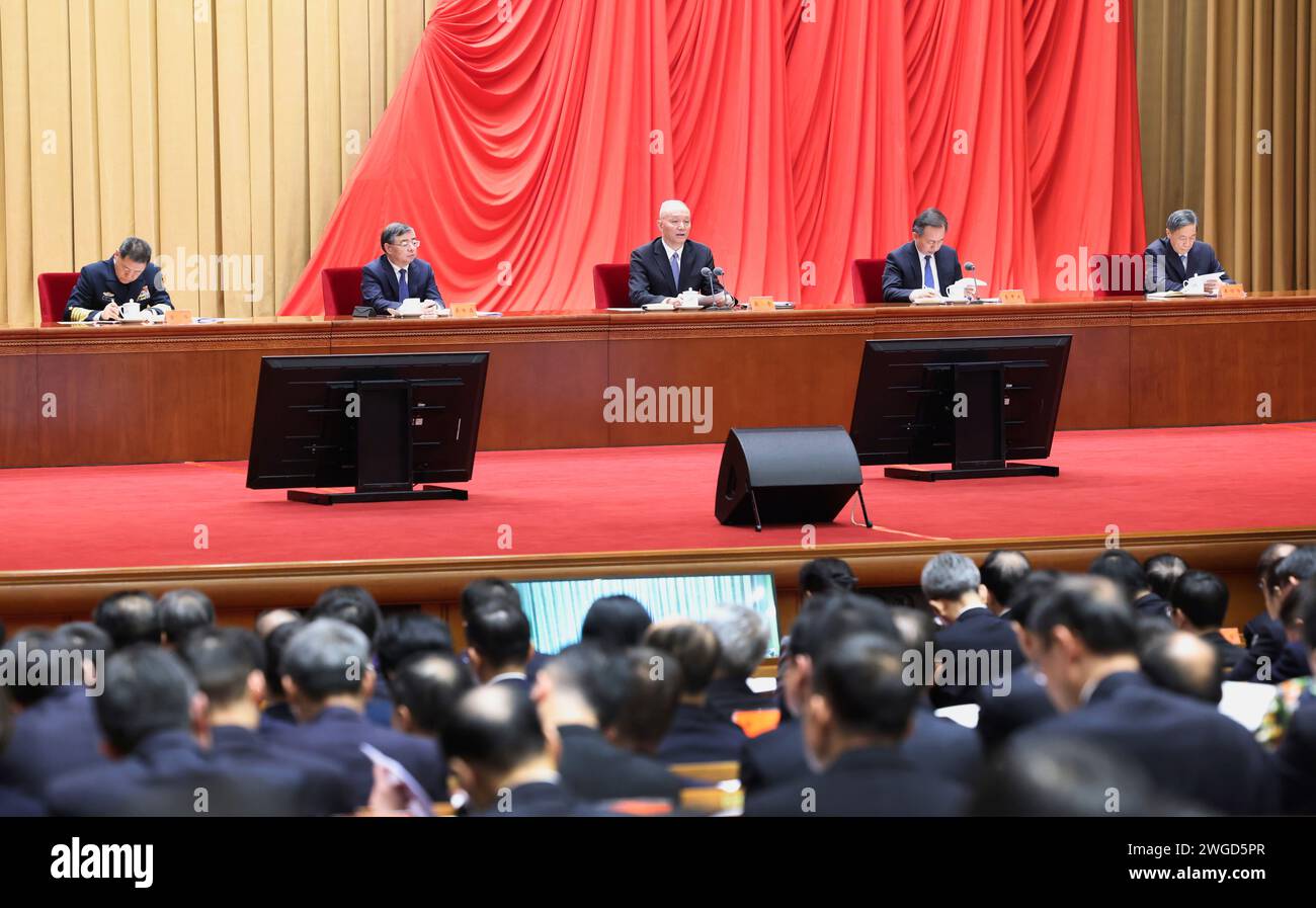 (240204) -- BEIJING, Feb. 4, 2024 (Xinhua) -- Cai Qi, a member of the Standing Committee of the ...