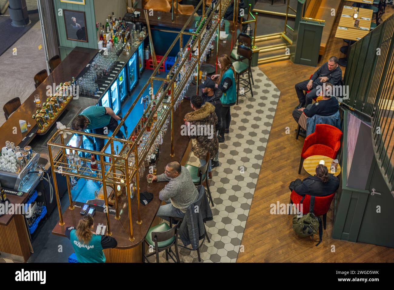 Top down view of people hi-res stock photography and images - Alamy