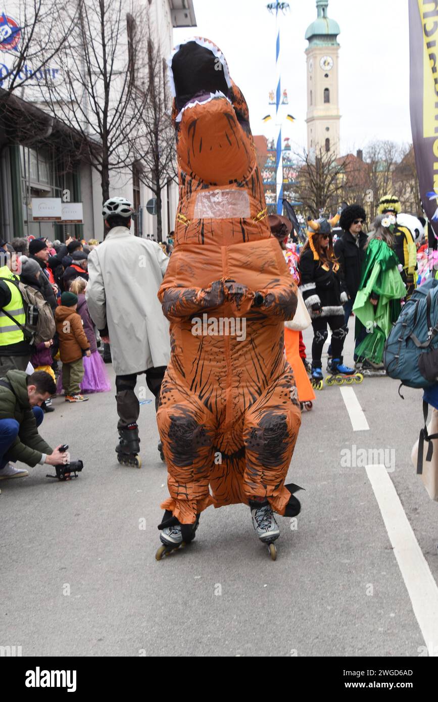Teilnehmer Muenchen 04.02.2024 Faschingszug Einfach Fasching Muenchen ...