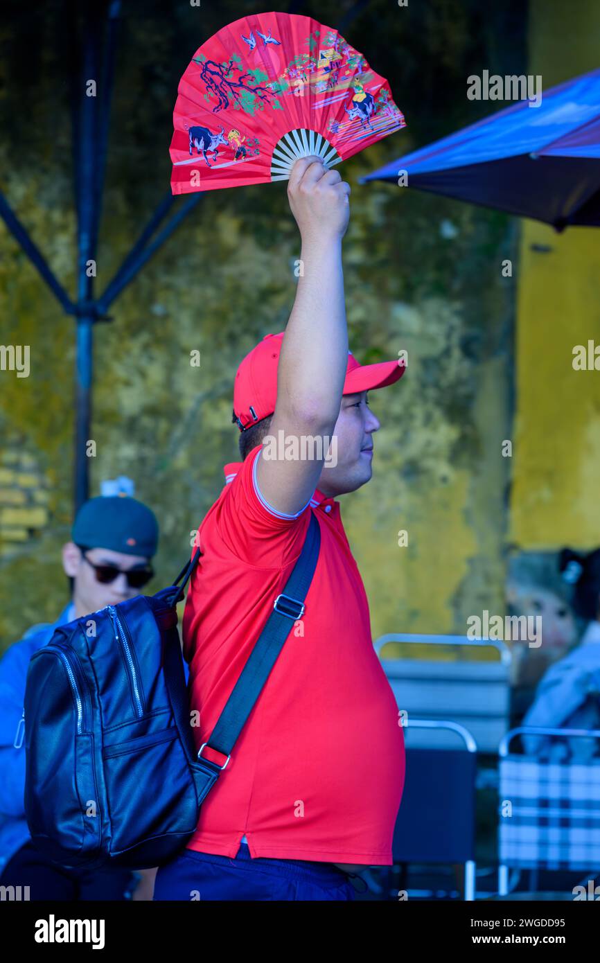 Tourist leader leading the way hi-res stock photography and images - Alamy