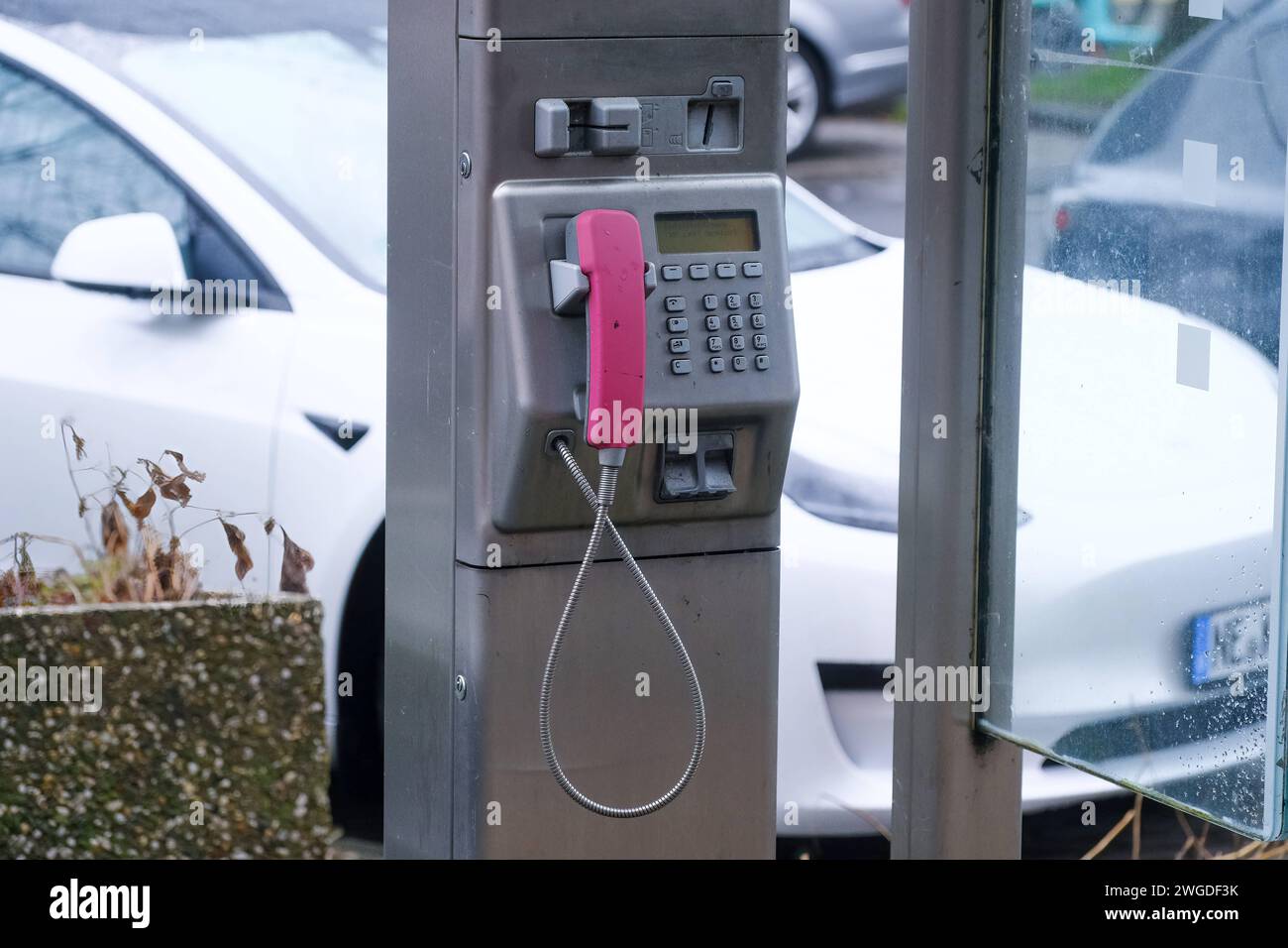 Coin operated telephone hi-res stock photography and images - Alamy