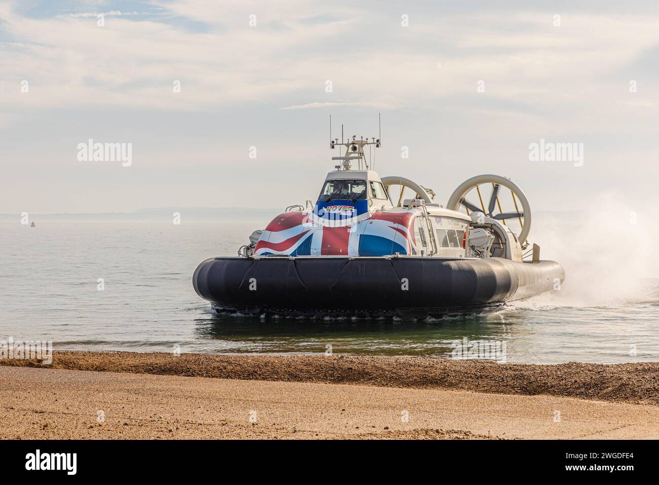 Hover travel hovercraft terminal hi-res stock photography and images ...