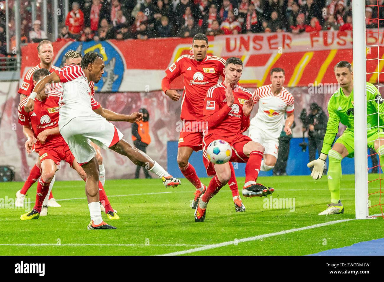 Leipzig, Deutschland 04. Februar 2024: 1.BL - 2023/2024 - RB Leipzig vs ...