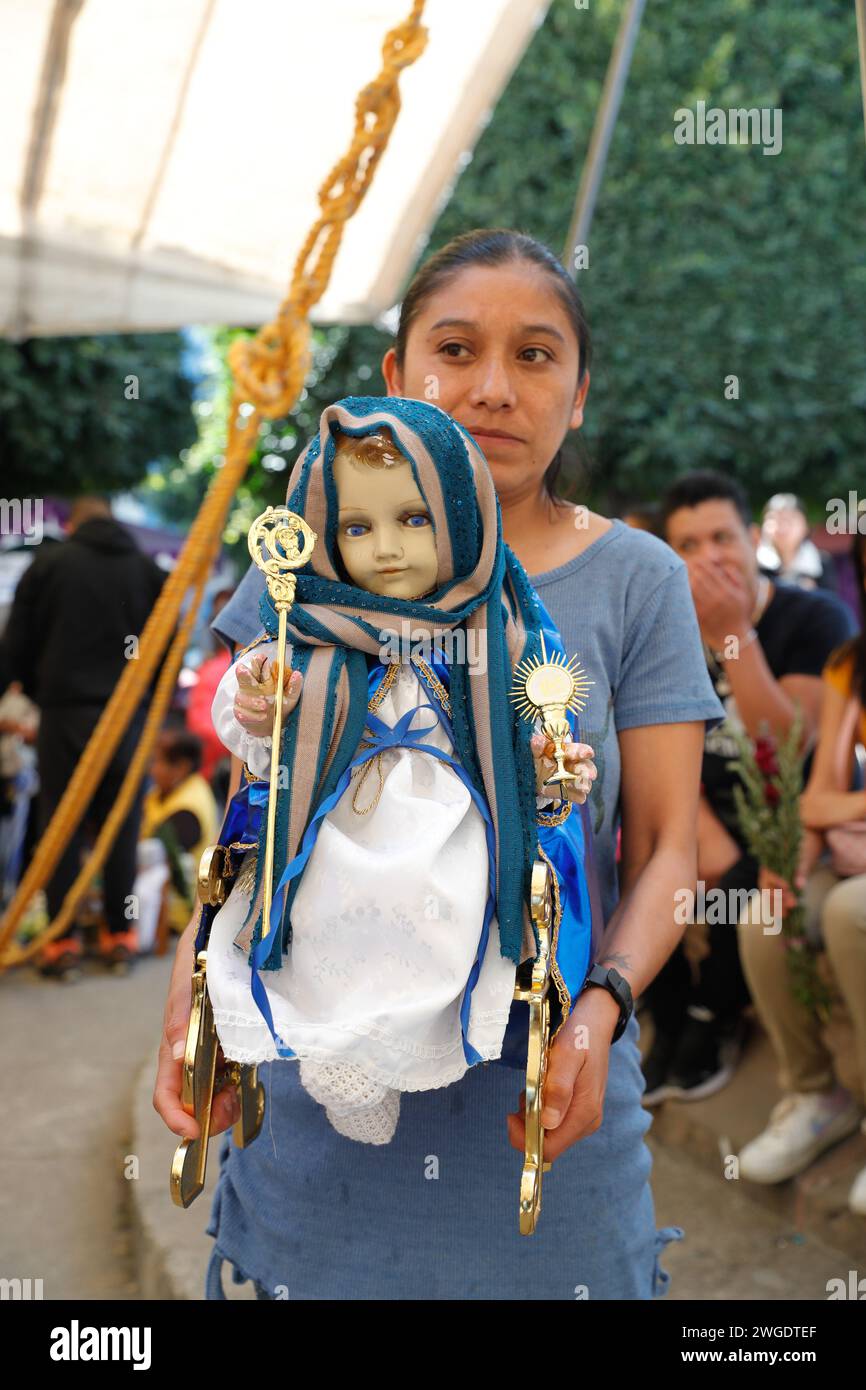Non Exclusive: Catholic devotees cooed at the God child and blessed ...