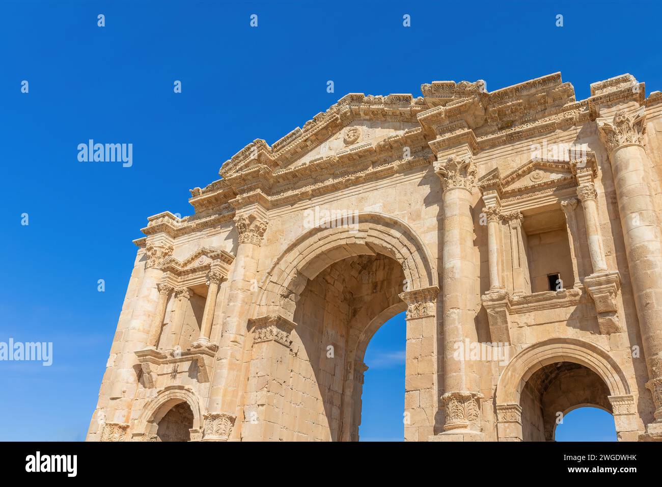 The Arch of Hadrian was built to honour the visit of Emperor Hadrian to ...