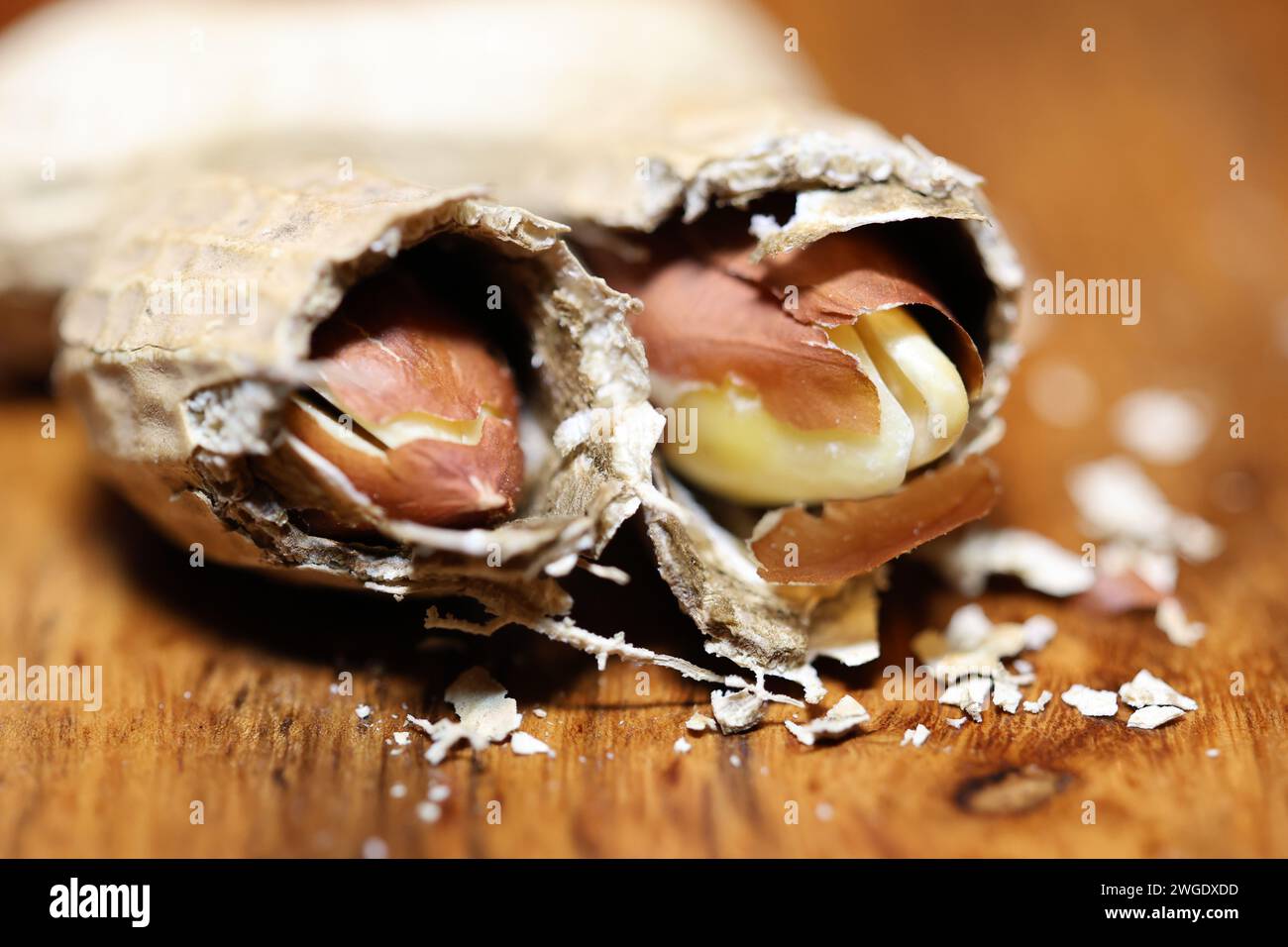 Peanuts food hi-res stock photography and images - Alamy