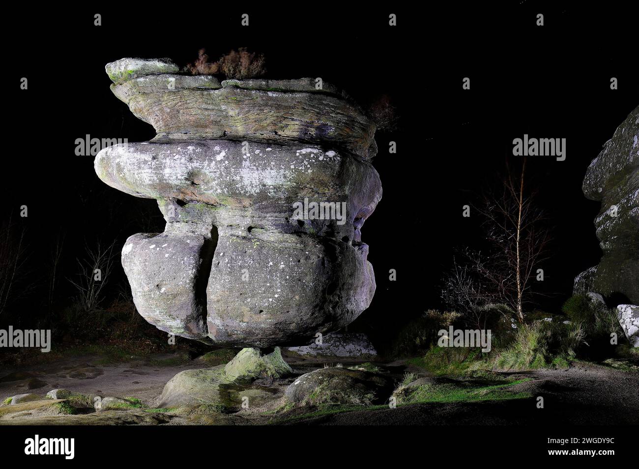 Brimham rocks idol rock hi-res stock photography and images - Alamy