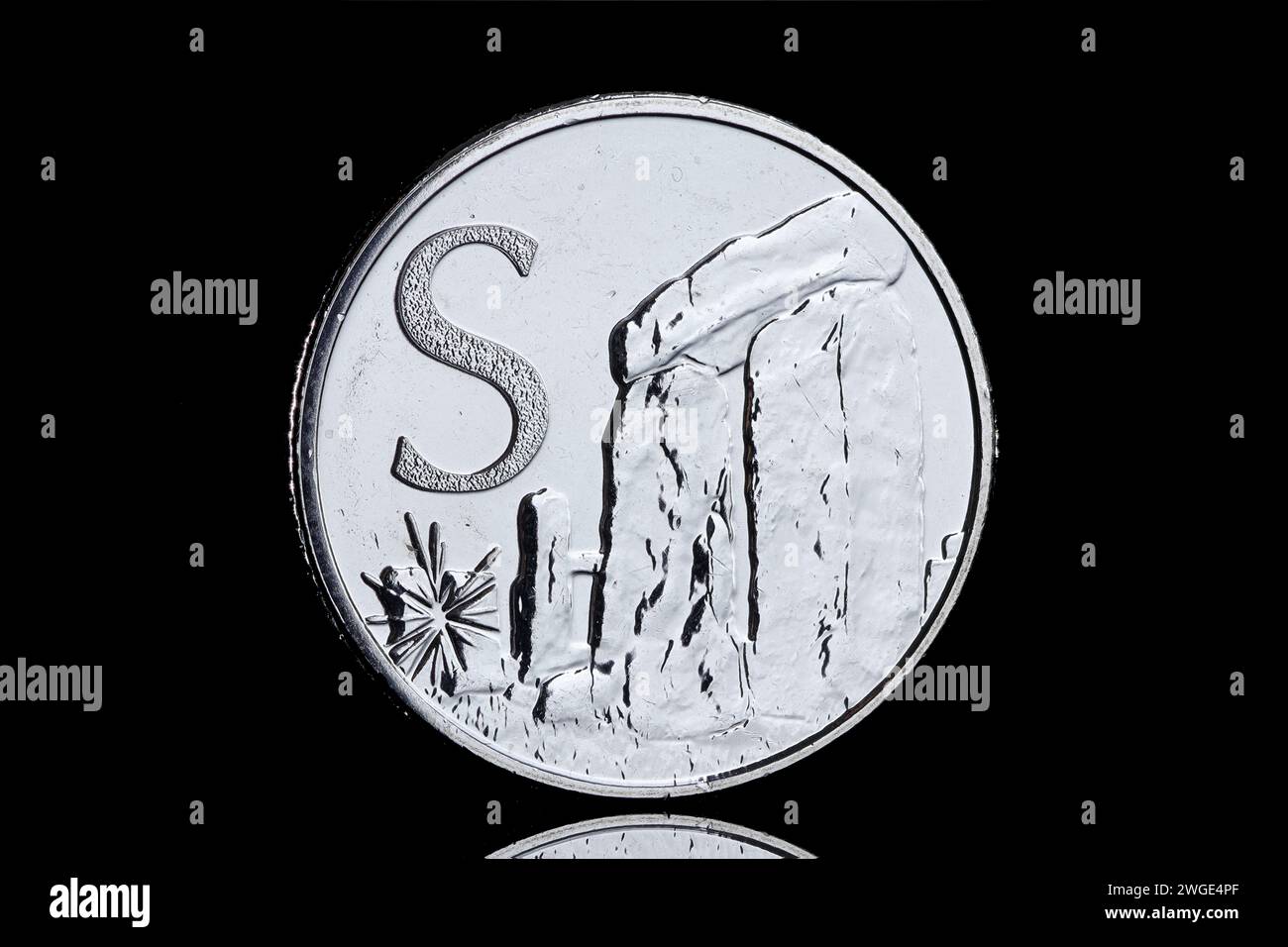 The letter 'S' for Stonehenge on the 2018 A To Z 10 pence coin series ...