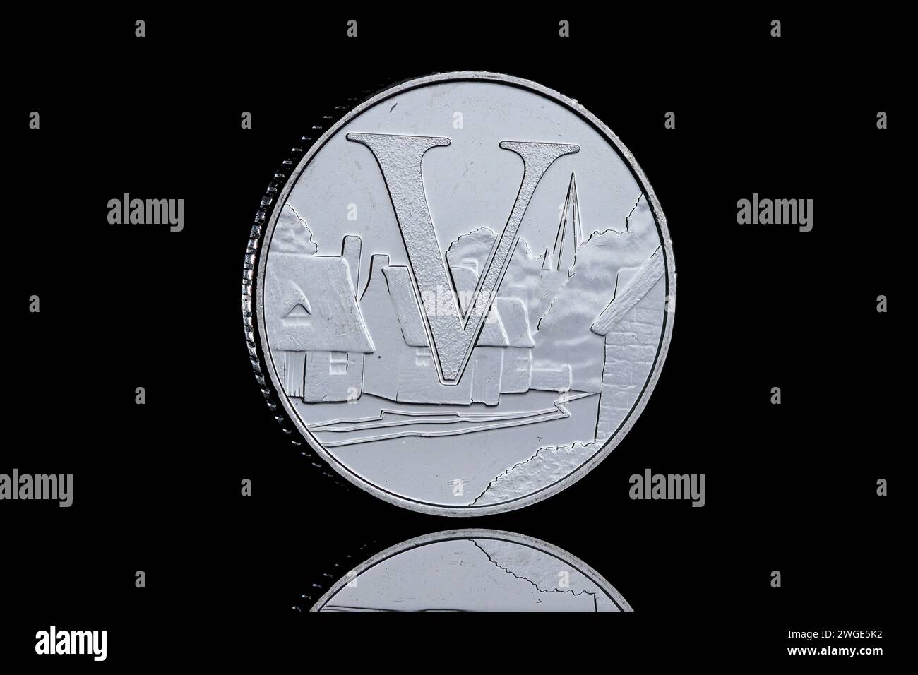 Letter v 10p hi-res stock photography and images - Alamy