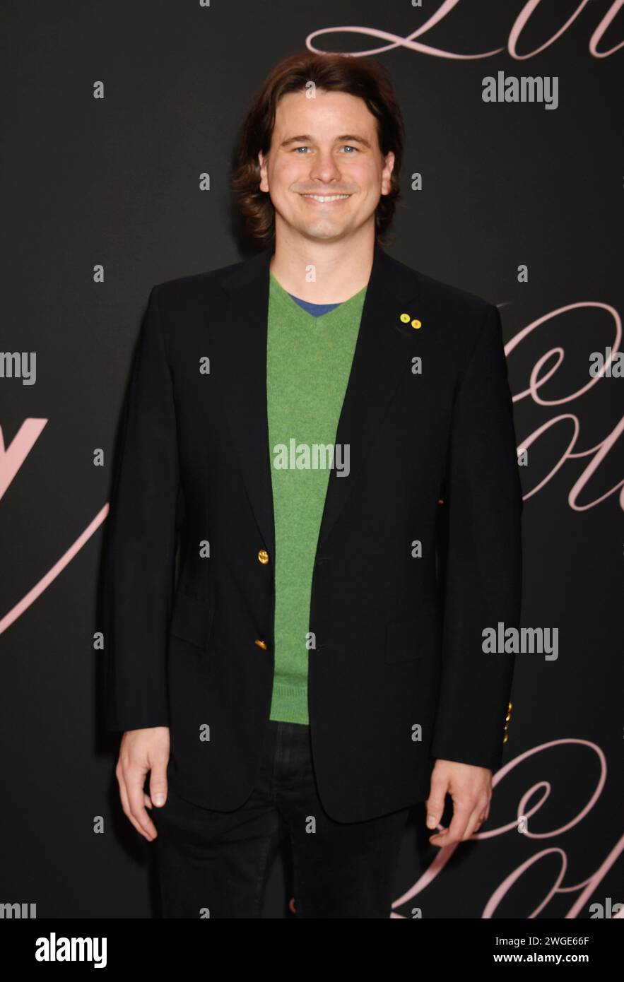 LOS ANGELES, CALIFORNIA - FEBRUARY 03: Jason Ritter arrives at the ...