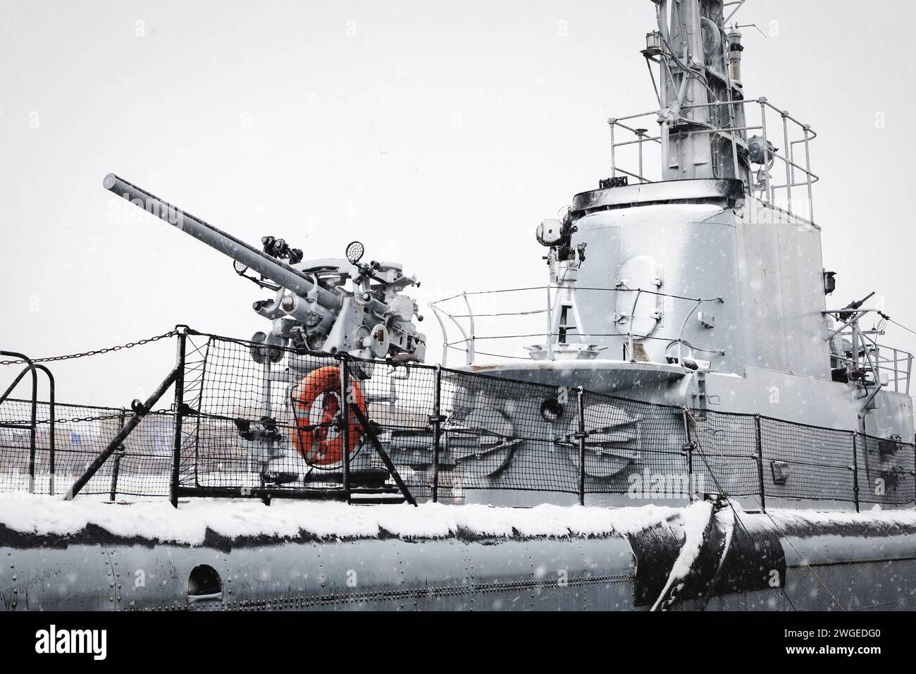 The USS Cobia (SS245), during a snowstorm, and part of the Wisconsin ...