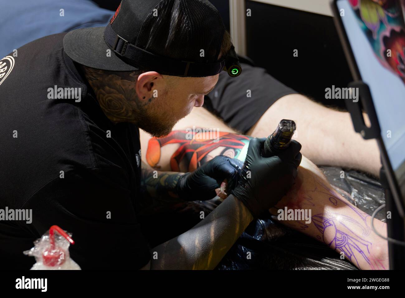 Paris, France. 2nd Feb, 2024. Tattoo artist, Jamie Lee Knott (United ...