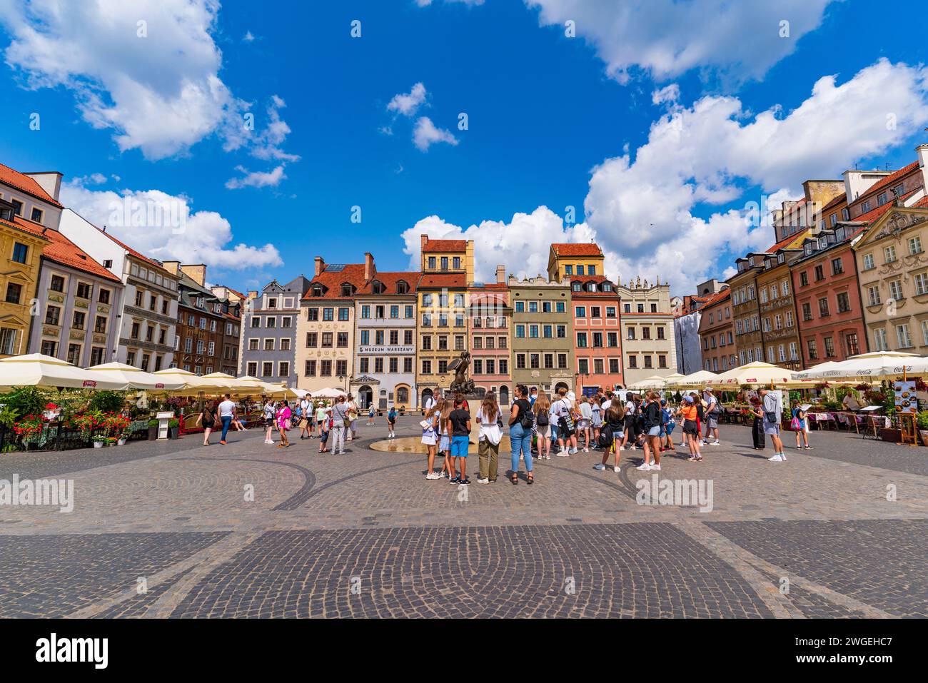 Warsaw beautiful scenic square hi-res stock photography and images - Alamy