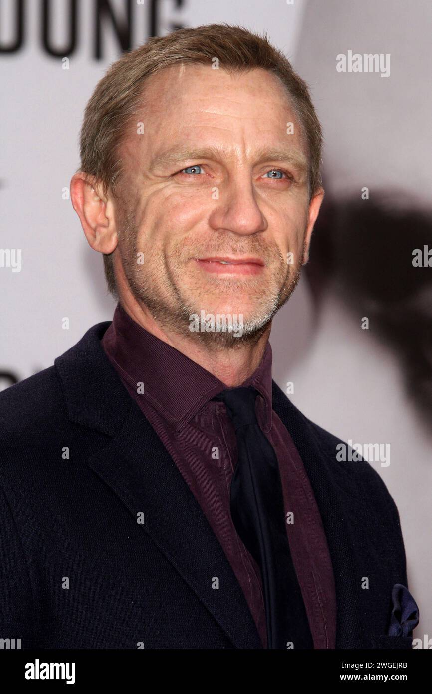Daniel Craig German Premiere of The Girl with the Dragon Tattoo German ...