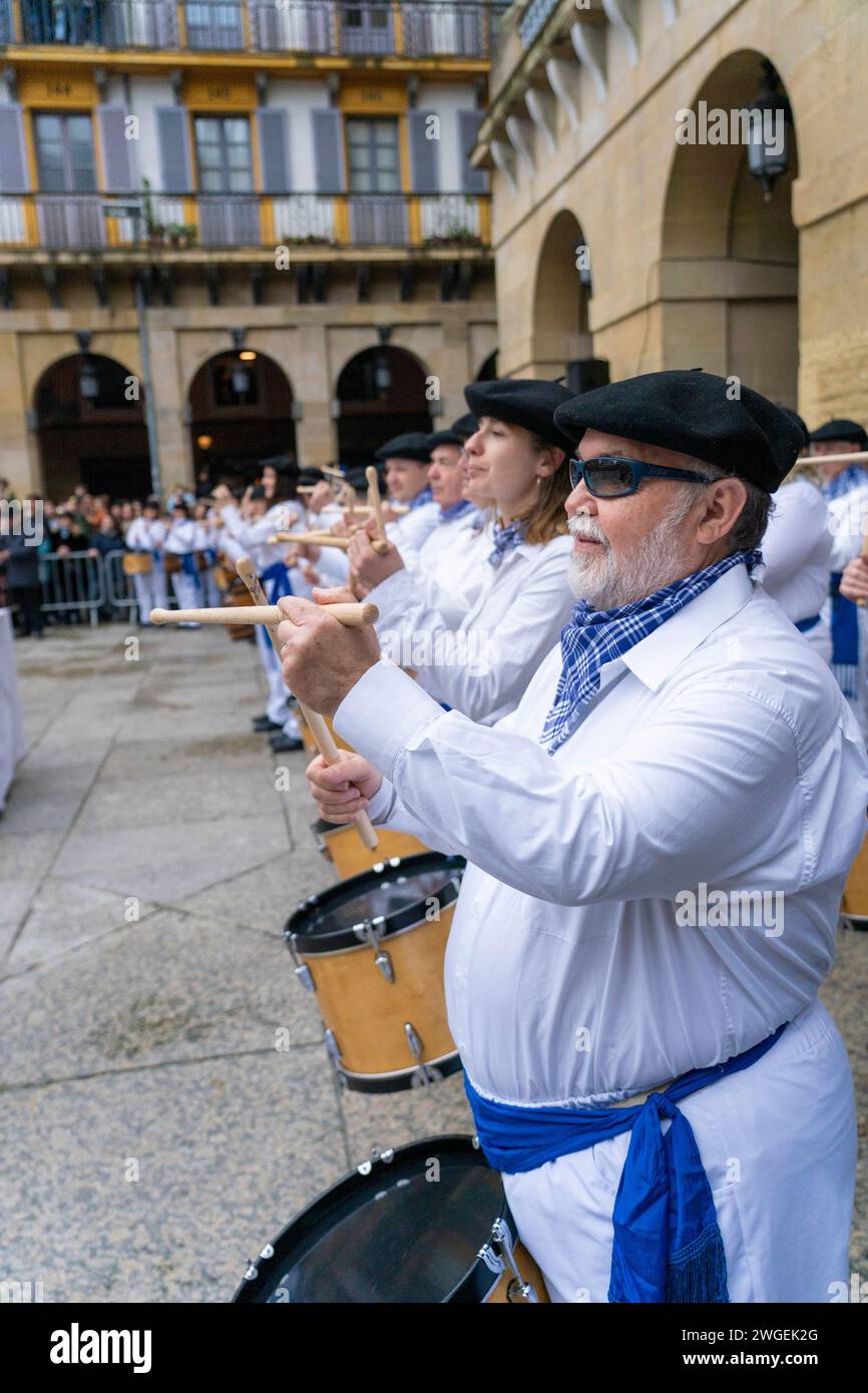 Recorriendo las calles hi-res stock photography and images - Alamy