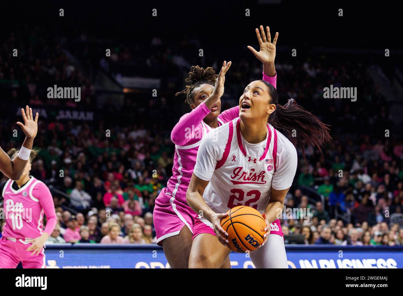 South Bend, Indiana, USA. 04th Feb, 2024. Notre Dame forward Kylee ...