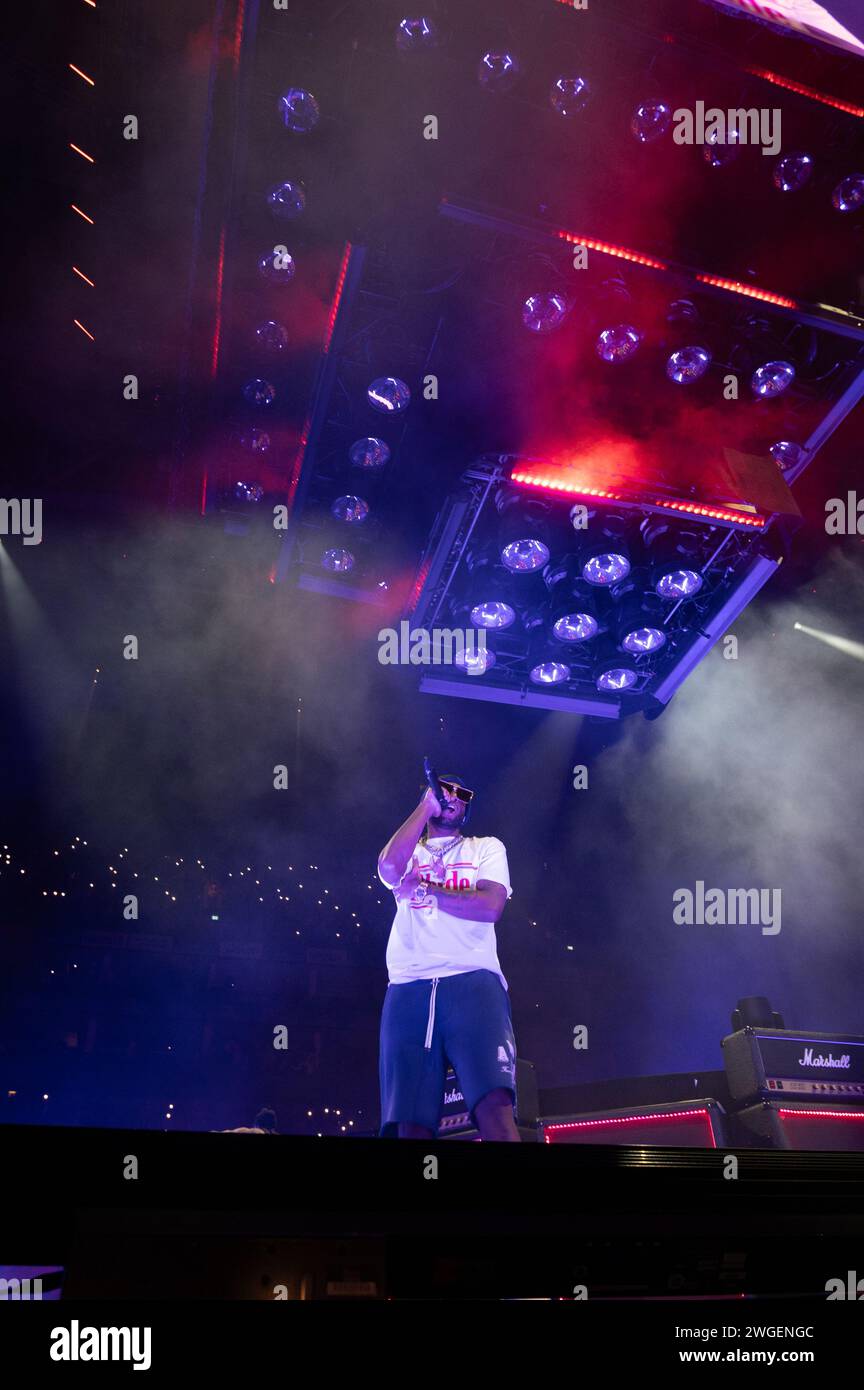 2024 the o2 hi-res stock photography and images - Alamy