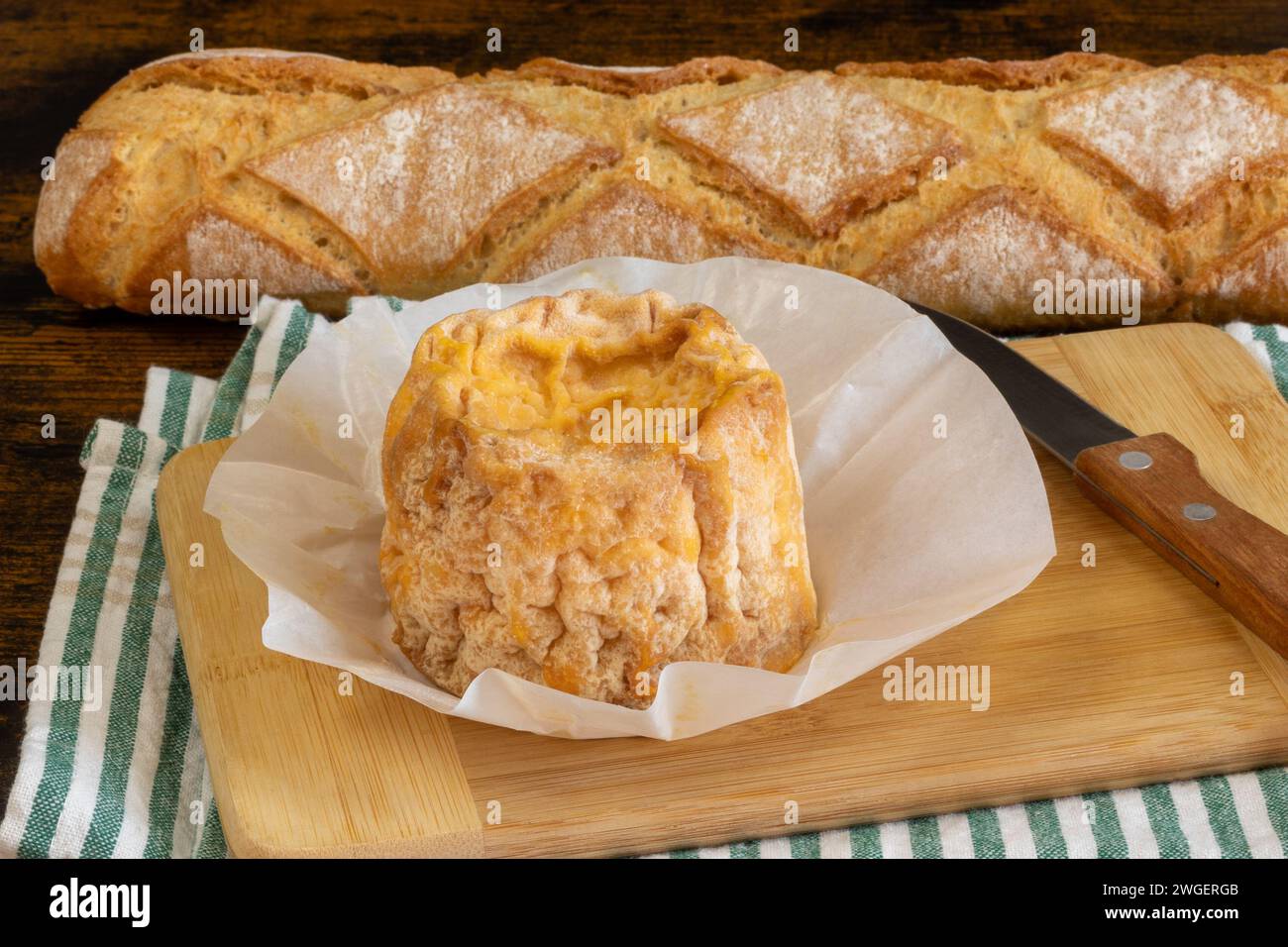 Langres cheese hi-res stock photography and images - Alamy