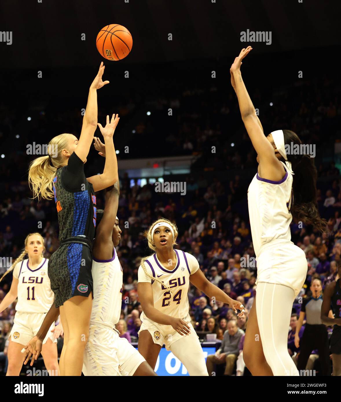 Baton Rouge, USA. 04th Feb, 2024. Florida Gators guard Alberte Rimdal (5) shoots a jumper ...