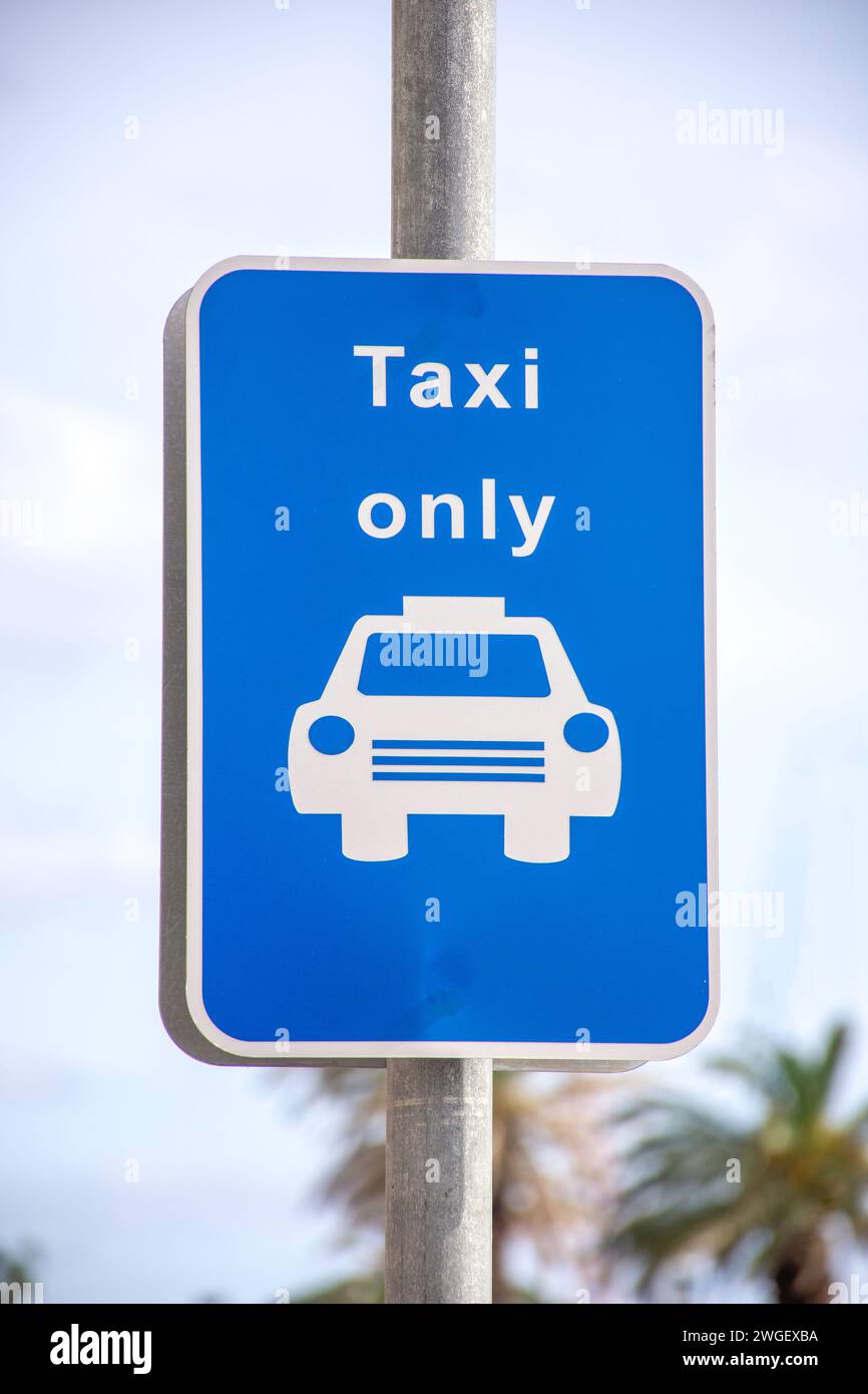 Taxi only sign, Front Street, City of Hamilton, Pembroke Parish ...
