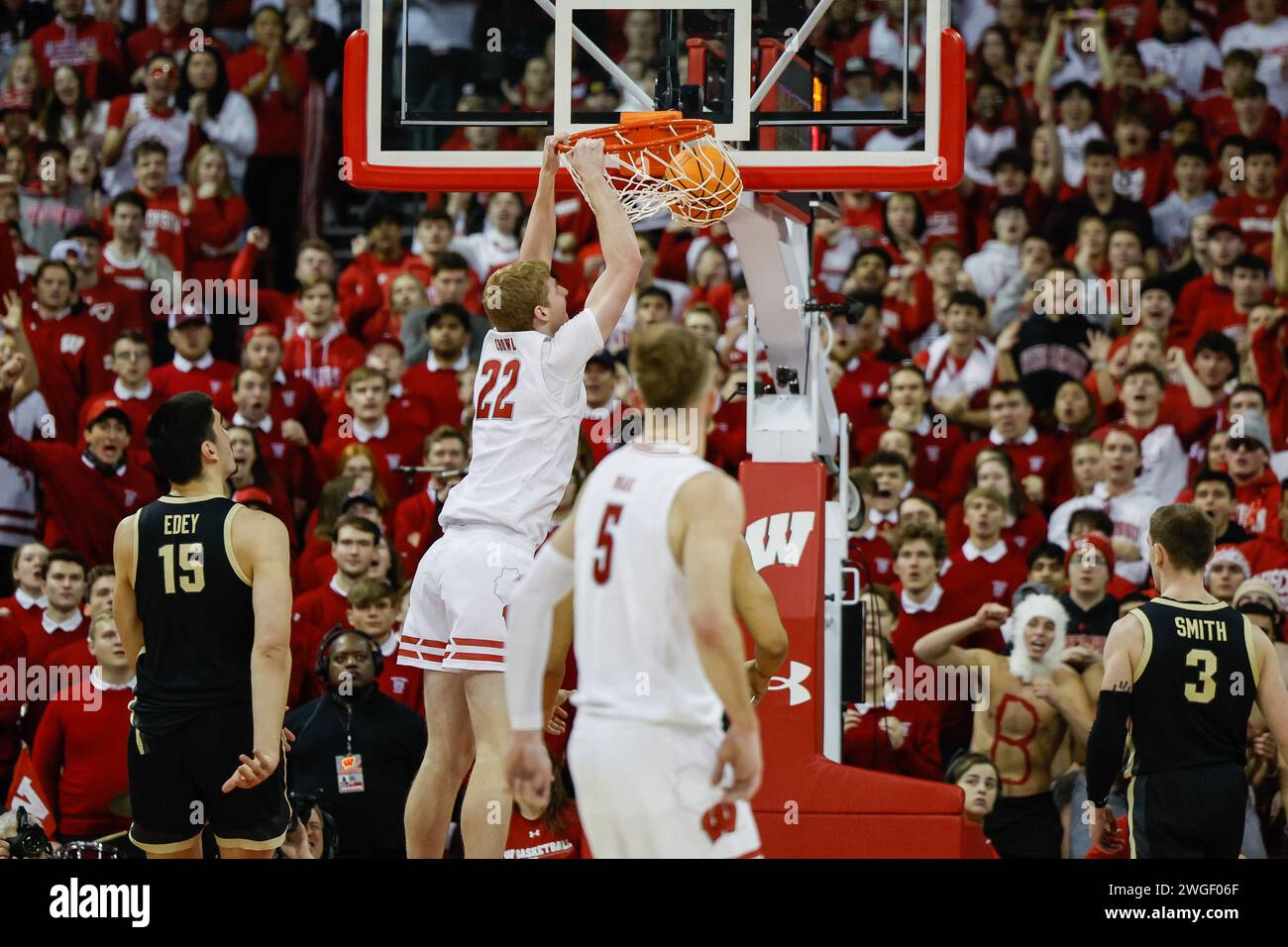 Madison, WI, USA. 4th Feb, 2024. Wisconsin Badgers forward Steven Crowl (22) dunks during the ...