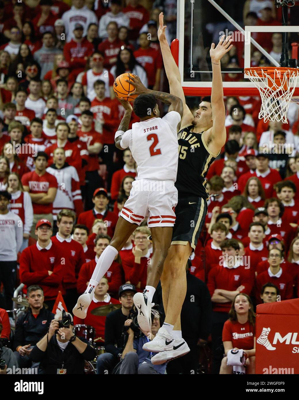 Madison, WI, USA. 4th Feb, 2024. Wisconsin Badgers guard AJ Storr (2) makes a layup against ...