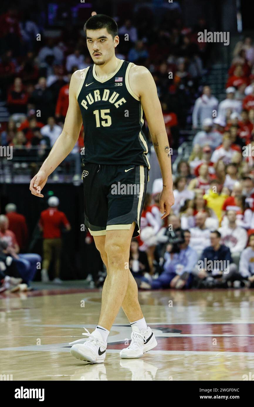 Madison, WI, USA. 4th Feb, 2024. Purdue Boilermakers center Zach Edey (15) during the NCAA ...