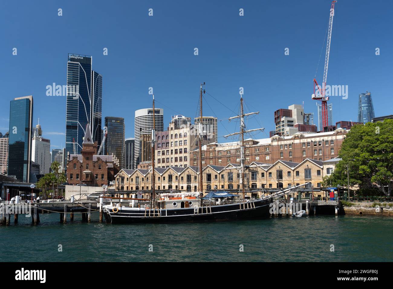 Campbell's Stores and Australian Steamship Navigation Company building ...
